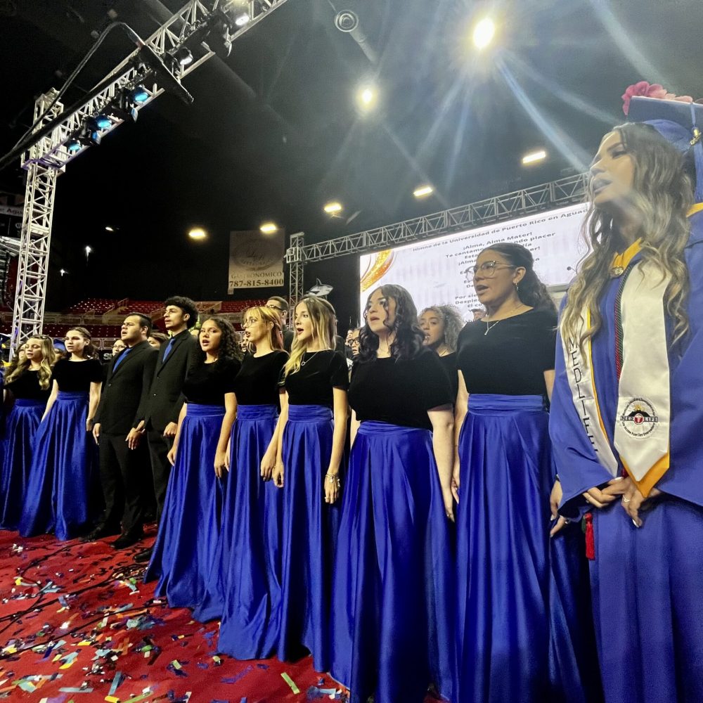 UPR Aguadilla celebra su cincuentenaria graduación – Universidad de ...
