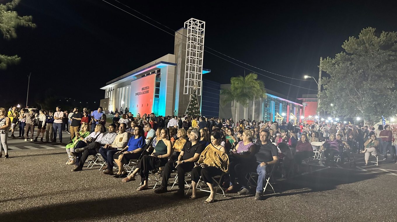 Encendido Navideño en UPR Aguadilla despierta la magia festiva ...